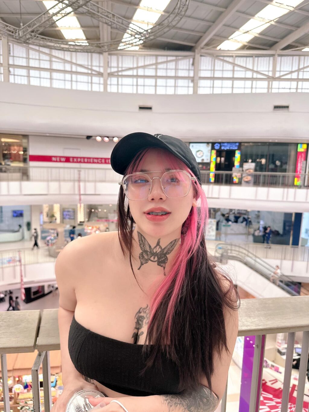 irenkampong ไอริน แก้มป่อง สาวอวบ หุ่นแซ่บ หนุบหนับ หมั่นเขี้ยว !! 18+