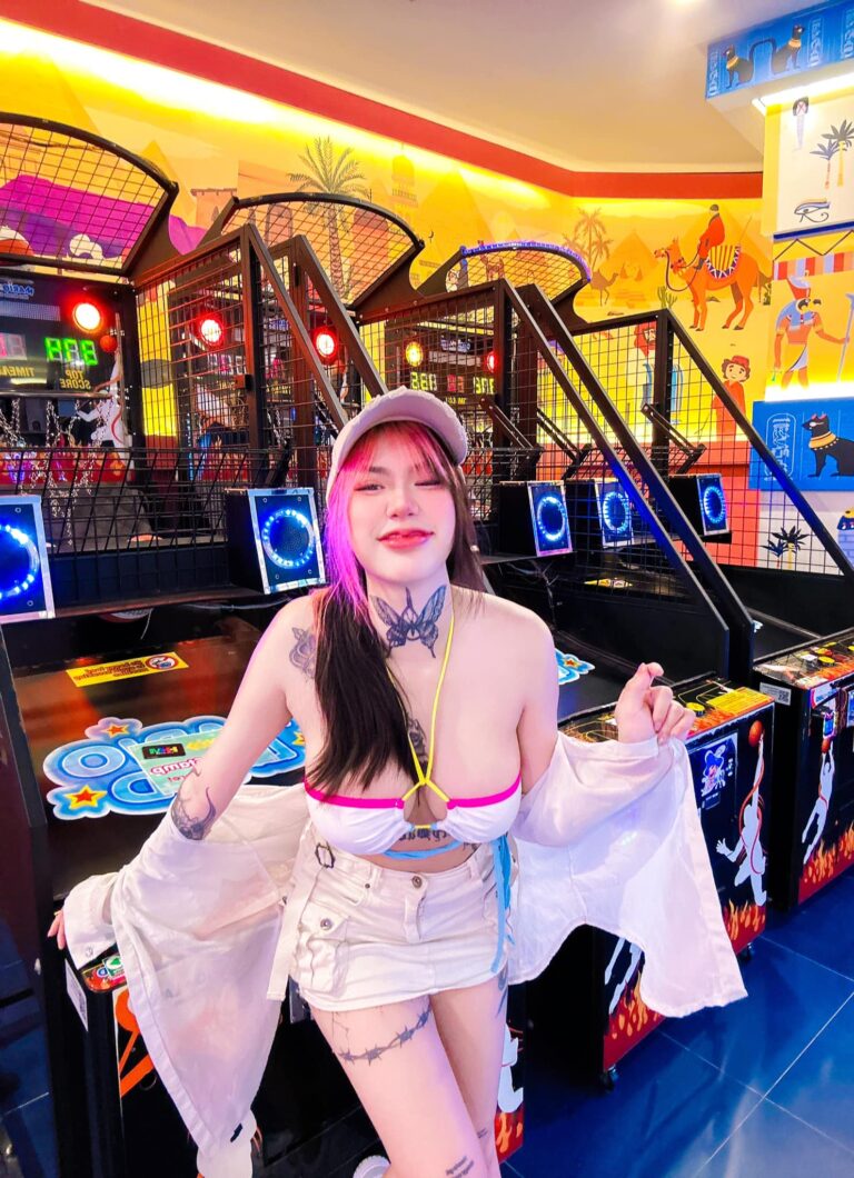 irenkampong ไอริน แก้มป่อง สาวอวบ หุ่นแซ่บ หนุบหนับ หมั่นเขี้ยว !! 18+